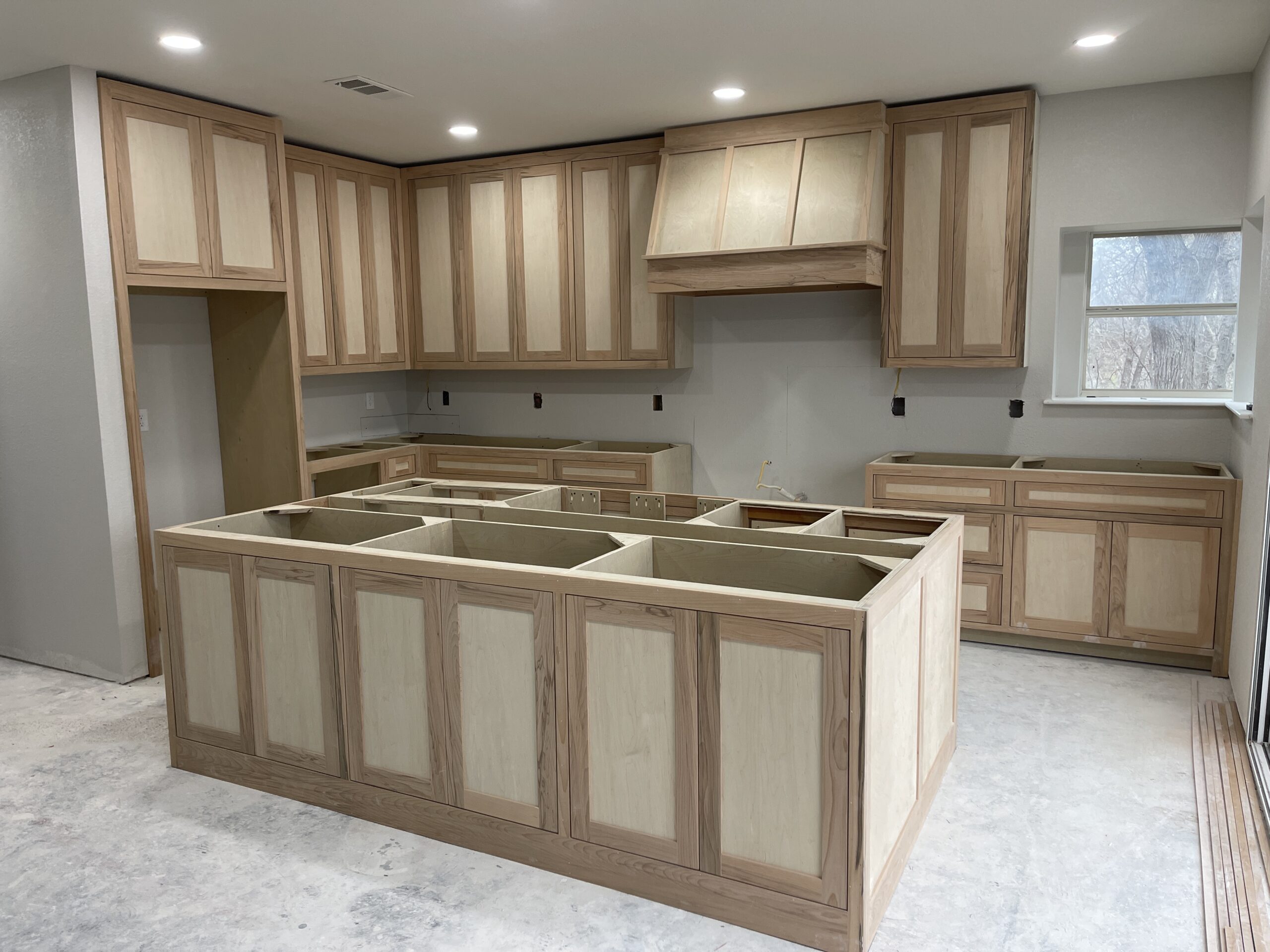 Kitchen Remodeling - aleroconstructionanddesign.com